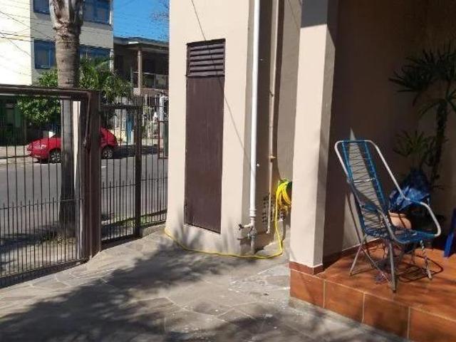 Casa com 3 dormitórios à venda, 80 m² por R$ 3500 Mário Quintana Porto Alegre/RS