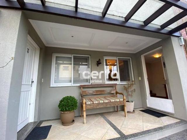 Casa com 3 dormitórios à venda, 83 m² Centro Canela/RS