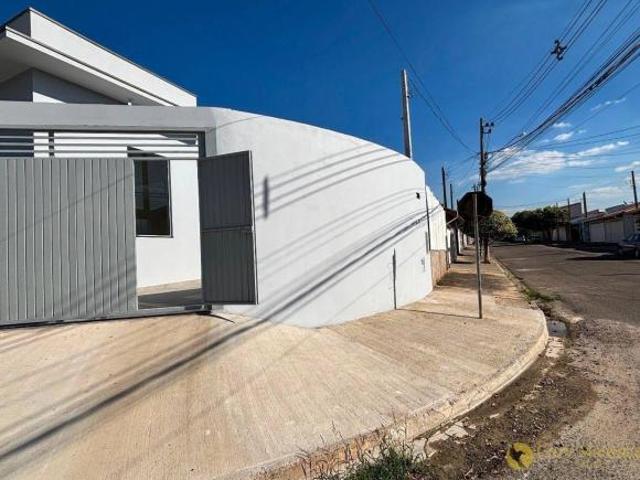 Casa com 3 dormitórios à venda, 85 m² por R$ 620.000 Jardim Santa Marta Salto/SP