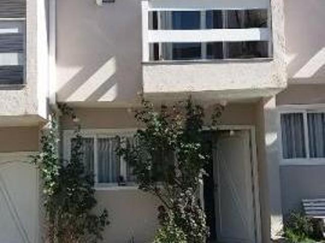 Casa com 3 dormitórios à venda, 87 m² por R$ 450.000,00 Vila Vêneto Cotia/SP