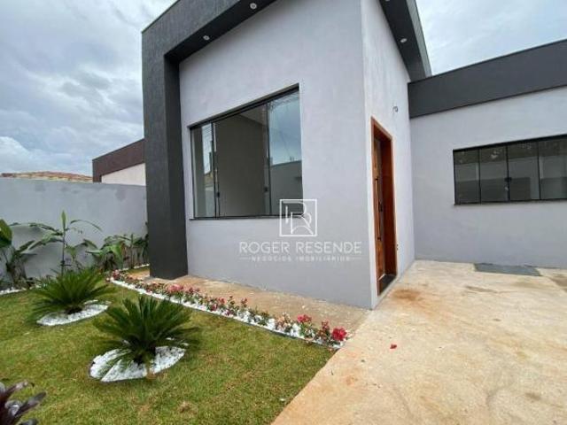 Casa com 3 dormitórios à venda, 89 m² por R$ 590.000,00 São Sebastião Igarapé/MG
