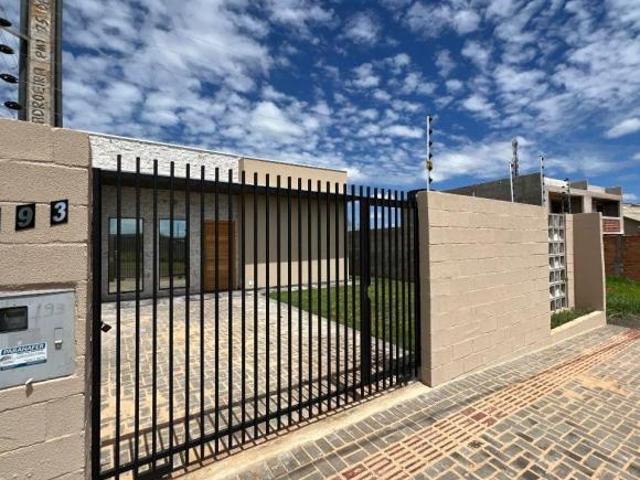 Casa com 3 dormitórios à venda, 90 m² por R$ 430.000,00 São Lourenço Londrina/PR