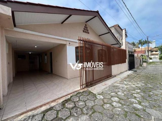Casa com 3 dormitórios à venda, 90 m² por R$ 500.000,00 Centro Matinhos/PR