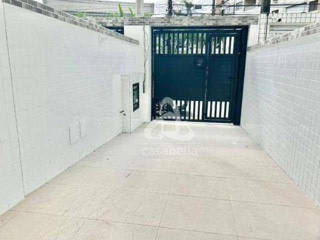 Casa com 3 dormitórios à venda, 90 m² por R$ 910.000,00 Ponta da Praia Santos/SP