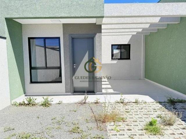 Casa com 3 dormitórios à venda, 93 m² por R$ 645.0