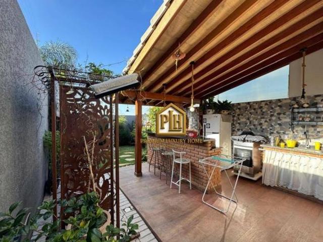 Casa com 3 dormitórios à venda, 93 m² por R$ 850.000,00 Jardim Jaraguá Atibaia/SP
