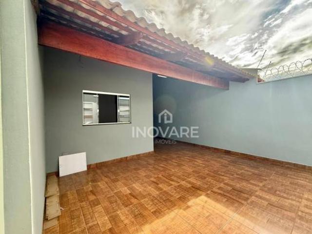 Casa com 3 dormitórios à venda, 94 m² por R$ 390.000,00 Vila Vitória Itumbiara/GO