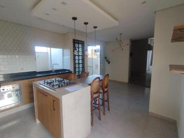 Casa com 3 dormitórios à venda, 95 m² por R$ 510.000,00 Condomínio Residencial Doutor Falsetti