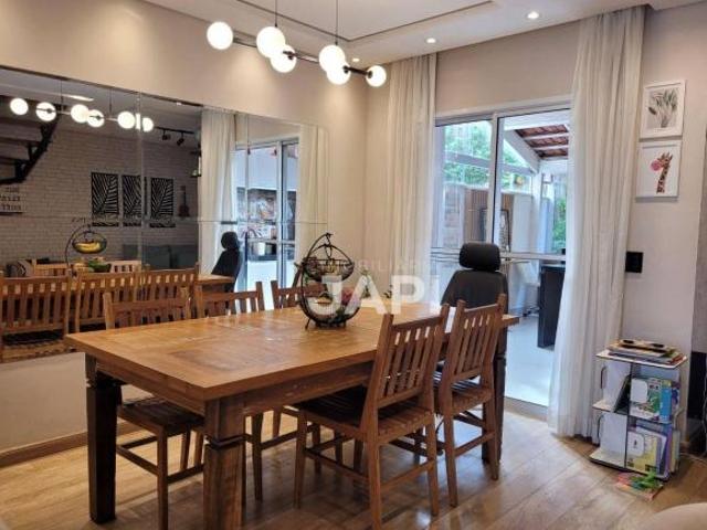 Casa com 3 dormitórios à venda, 95 m² por R$ 910.000,00 Medeiros Jundiaí/SP