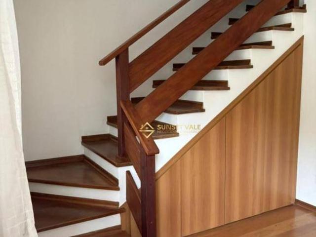 Casa com 3 dormitórios à venda, 96 m² por R$ 530.000,00 Cidade Jardim Jacareí/SP