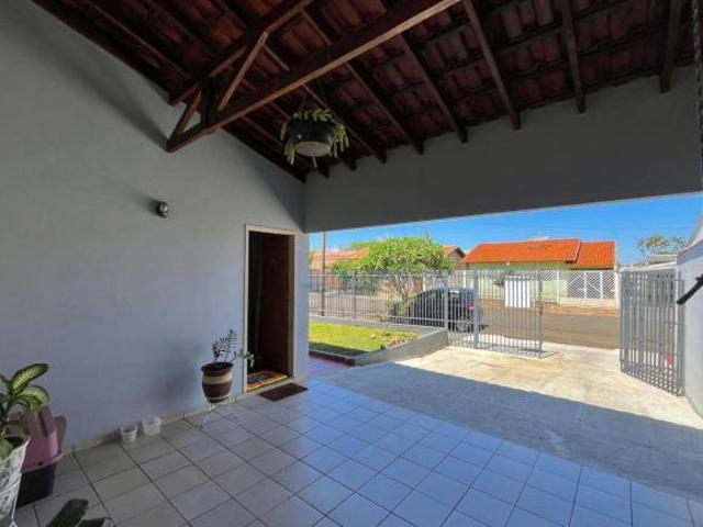 Casa com 3 dormitórios à venda, 99 m² por R$ 680.000,00 Aragarça Londrina/PR