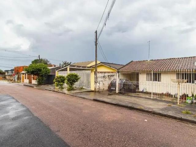 Casa com 3 dormitórios à venda com 120,00m² no Pinheirinho