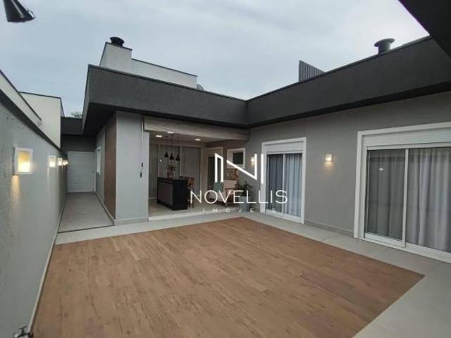 Casa com 3 dormitórios à venda Condomínio Vivva Jacareí/SP