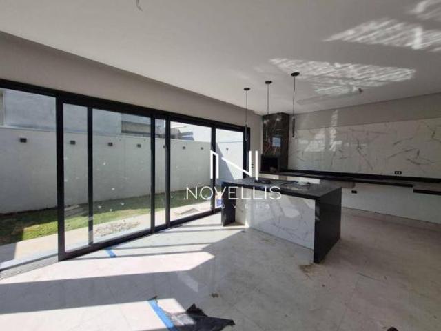 Casa com 3 dormitórios à venda Condomínio Residencial Fogaça Jacareí/SP