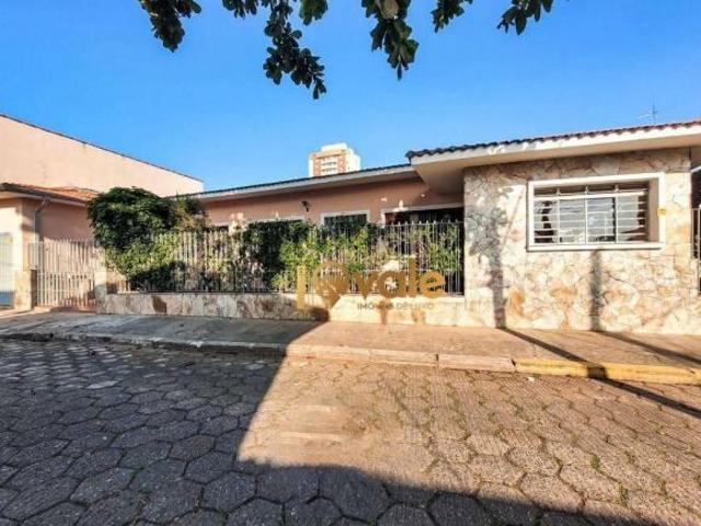 Casa com 3 dormitórios à venda Centro Jacareí/SP