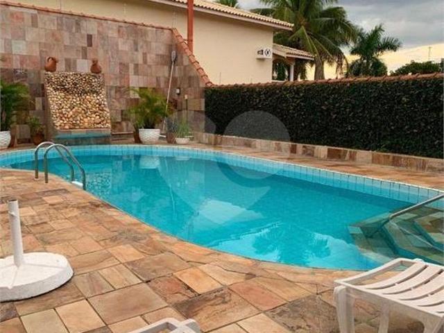 Casa com 3 dormitórios à venda em Águas de São Pedro