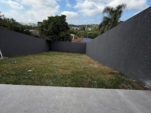 Casa com 3 dormitórios à venda em Araucária | Possibilidade de entrada reduzida | 62m² | Frente para