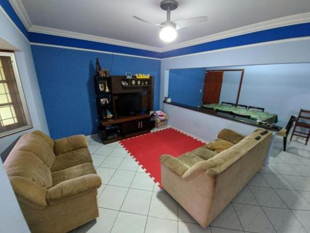 Casa com 3 dormitórios à venda em Valinhos/SP