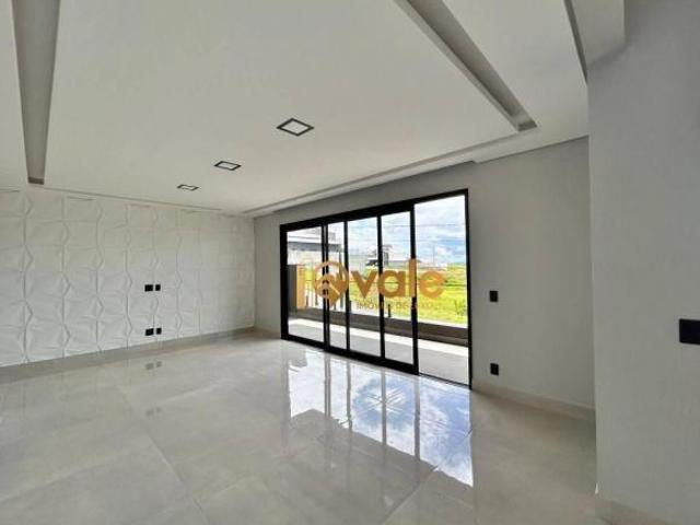 Casa com 3 dormitórios à venda no Condomínio Residencial Santa Mônica Caçapava