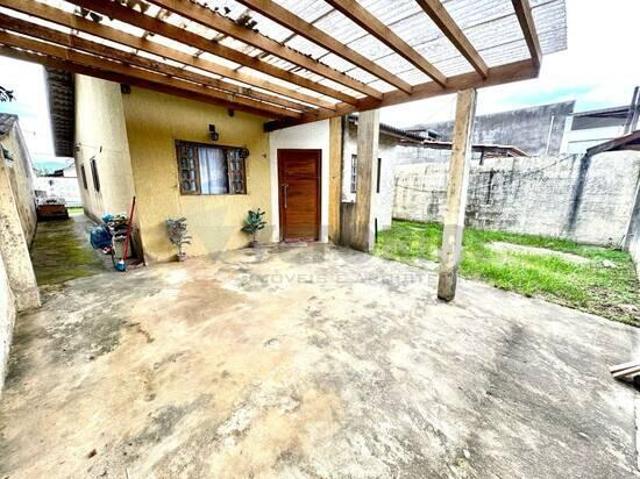Casa com 3 dormitórios à venda no Balneário dos Golfinhos Caraguatatuba/SP