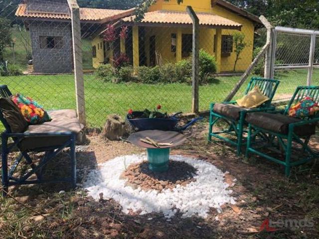 Casa com 3 dormitórios à venda, no Estância Santa Maria do Laranjal Atibaia/SP CA5448