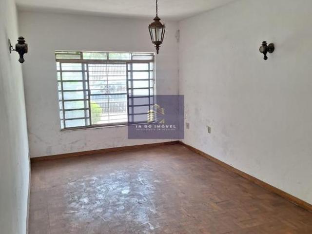 Casa com 3 dormitórios á venda no Planalto Paulista!