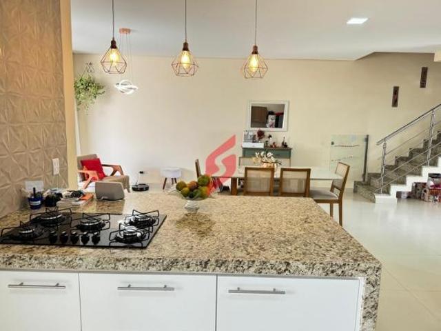 Casa com 3 dormitórios à venda no Residencial Terras de São Francisco Soroc.