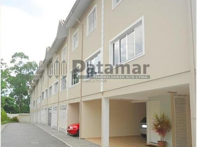 Casa com 3 dormitórios à venda no Rio Pequeno