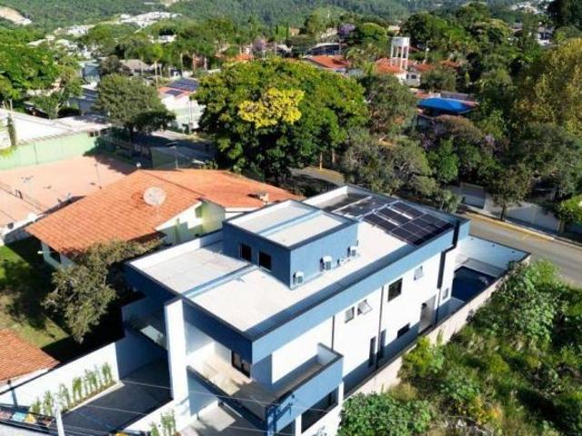 Casa com 3 dormitórios à venda, no Vila Petrópolis Atibaia/SP