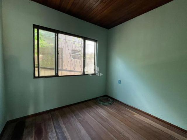 Casa com 3 dormitórios à venda na Vila Nova, 300m² de área total