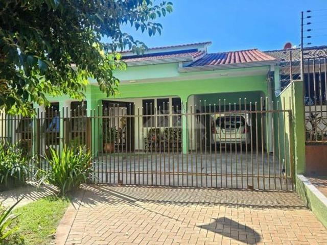 Casa com 3 dormitórios à venda, sendo 1 suíte 217 m² por R$ 700.000 Conjunto Libra Foz do Iguaçu
