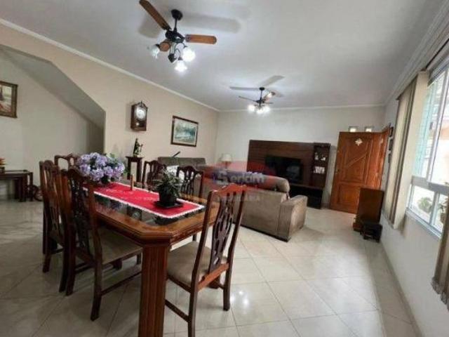Casa com 3 dormitórios à venda, 161 m² por R$ 1.420.000,00 Embaré Santos/SP