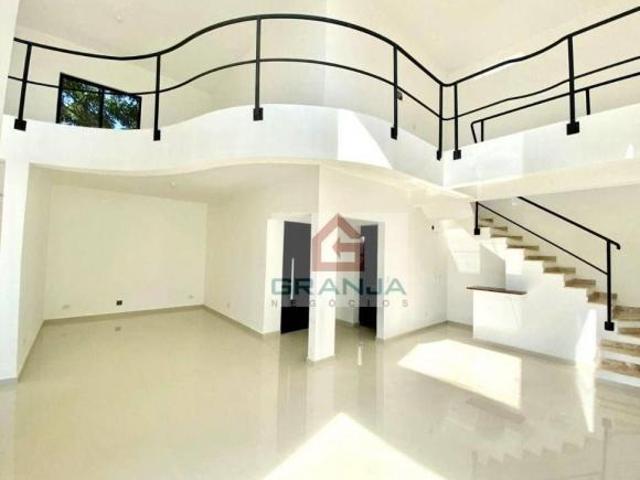 Casa com 3 dormitórios à venda por R$ 1.580.000 Granja Viana Carapicuíba/SP