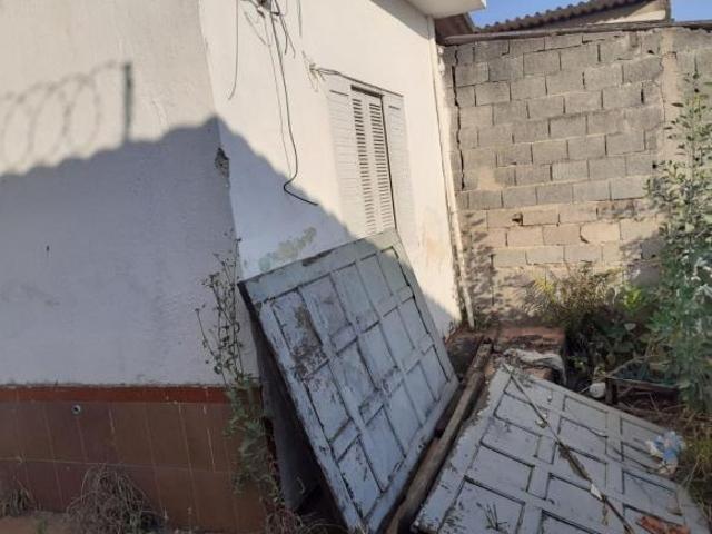 Casa com 3 dormitórios à venda por R$ 220.000,00 Vila Lutécia Santo André/SP