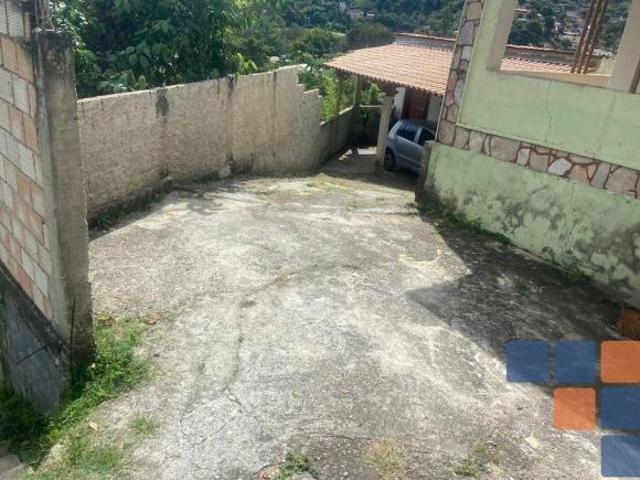 Casa com 3 dormitórios à venda por R$ 220.000,00 Vila Santo Antônio de Pádua Sabará/MG