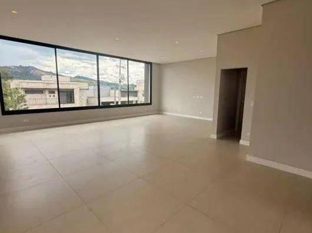 Casa com 3 dormitórios à venda por R$ 2.500.000,00 Condomínio Vale das Águas Bragança Paulista/S
