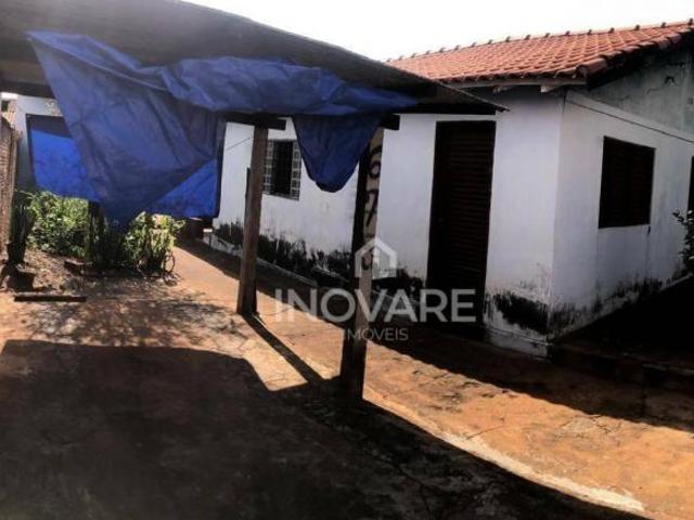 Casa com 3 dormitórios à venda por R$ 300.000,00 Setor Santos Dumont Itumbiara/GO
