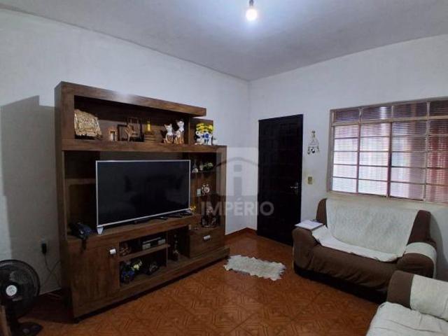 Casa com 3 dormitórios à venda por R$ 350.000,00 Jardim Regina Jaú/SP