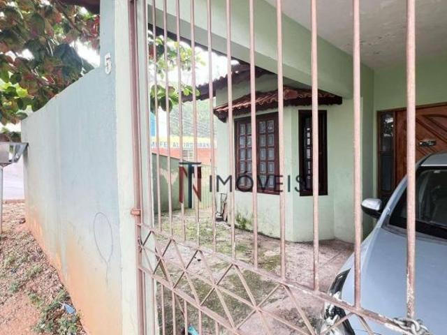 Casa com 3 dormitórios à venda por R$ 330.000,00 Centro Piracaia/SP