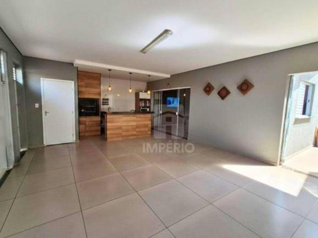 Casa com 3 dormitórios à venda por R$ 400.000,00 Cidade Alta Jaú/SP