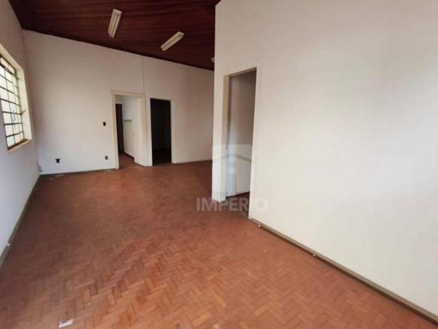 Casa com 3 dormitórios à venda por R$ 450.000,00 Centro Jaú/SP