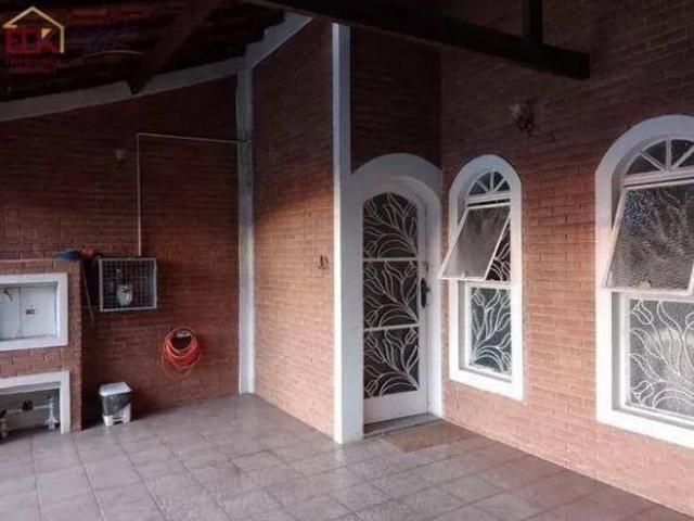 Casa com 3 dormitórios à venda por R$ 520.000 Conjunto Residencial Trinta e Um de Março São José