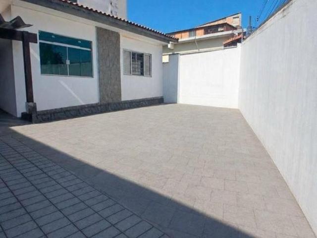 Casa com 3 dormitórios à venda por R$ 599.000 Vila Assis Brasil Mauá/SP