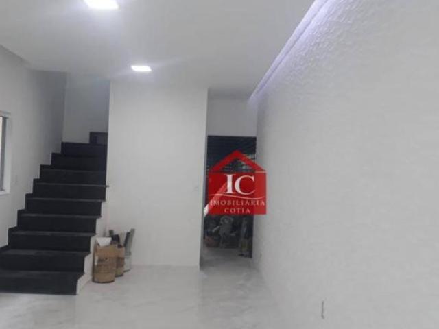 Casa com 3 dormitórios à venda por R$ 630.000,00 Vila D&apos Este Cotia/SP