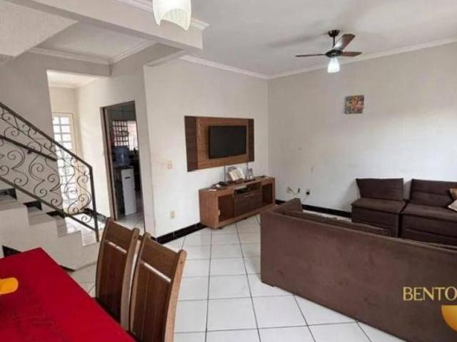 Casa com 3 dormitórios à venda por R$ 650.000 Jardim Califórnia Cuiabá/MT