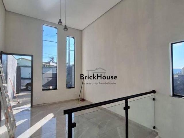 Casa com 3 dormitórios à venda por R$ 680.000,00 Vila Santa Rosália São Roque/SP