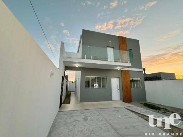 Casa com 3 dormitórios à venda por R$ 680.000,00 Cassino Rio Grande/RS
