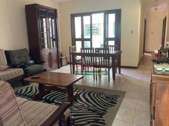 Casa com 3 dormitórios à venda por R$ 700.000,00 Vila Suissa Mogi das Cruzes/SP