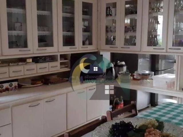 Casa com 3 dormitórios à venda por R$ 700.000,00 Centro Barretos/SP