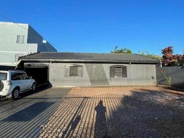 Casa com 3 dormitórios à venda, por R$ 700.000 Santo Onofre Cascavel/PR